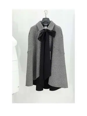 Dior Houndstooth Cape With Bow Detail