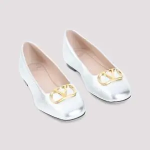 Valentino Garavani Lambskin Ballerinas With Gold-tone Vlogo