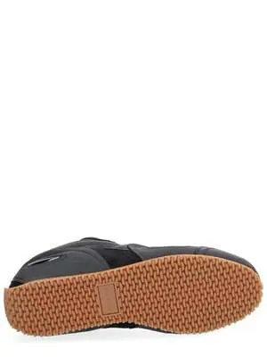 Axel Arigato Slow Runner Sneakers - Black