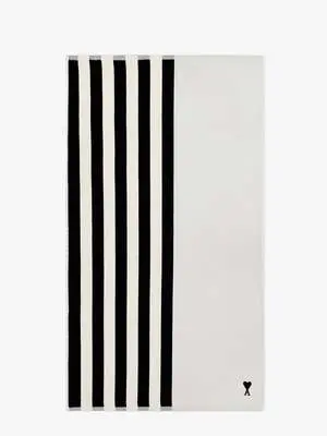 AMI Paris Cotton Beach Towel With De Coeur Logo - Multicolor