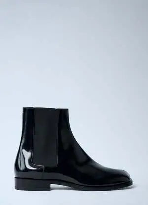 MAISON MARGIELA Tabi Chelsea Boots In Patent Leather