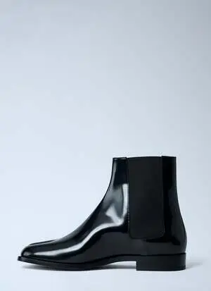 MAISON MARGIELA Tabi Chelsea Boots In Patent Leather