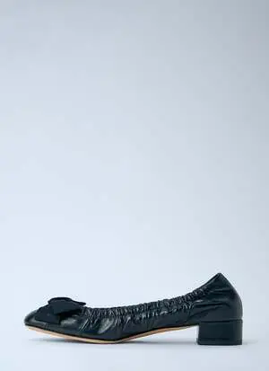 Prada Leather Ballet Flats With Bow Detailing - Black