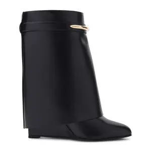 Givenchy Shark Pinch Calf Leather Ankle Boots - Black