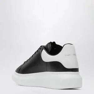 Alexander McQueen Oversized Sneakers - Black