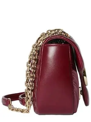 Gucci Gg Marmont Quilted Lambskin Shoulder Bag - Red
