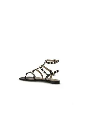 Valentino Garavani Rockstud Leather Sandals - Black