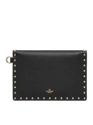 Valentino Garavani Rockstud Pouch In Calfskin - Black