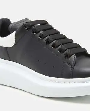 Alexander McQueen Larry Oversized Sneakers In Black Leather - Multicolor
