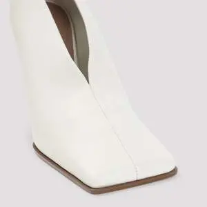 Alaïa 90 White Lamb Leather Pumps - Multicolor