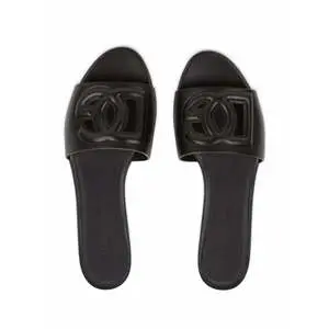 Dolce & Gabbana Flat Thong Sandals With Gold-tone Hardware - Black