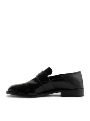 MAISON MARGIELA Tabi Loafers In Brushed Calf Leather - Black