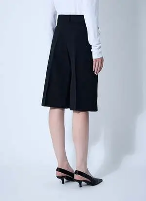 TOTEME Tailored Cotton-linen Blend Shorts