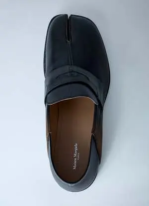 MAISON MARGIELA Tabi Gradient Leather Loafers - Black
