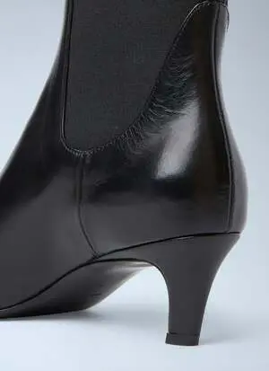 TOTEME Mid Heel Pointed Toe Leather Boots - Black