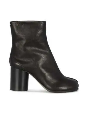 MAISON MARGIELA MAISON MARGIELA Tabi Ankle Boots Multicolor