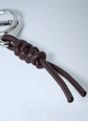 Bottega Veneta Triangle Key Ring With Engraved Logo - Multicolor