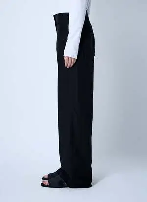 TOTEME Twisted Seam Cotton Pants