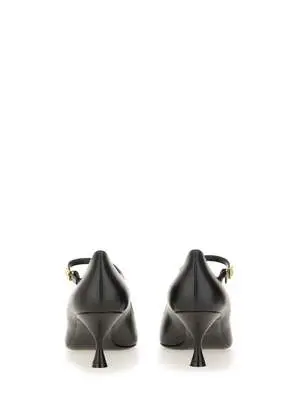 Dolce & Gabbana Leather Pumps With Buckle Detail - Black