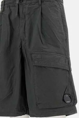 C.P. COMPANY Boxy Lens Cargo Shorts - Multicolor