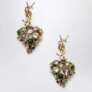 Saint Laurent Cassandre Heart Earrings With Crystals In Gold-tone Brass - Silver
