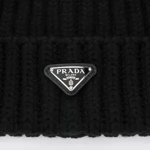 Prada Virgin Wool Beanie With Enamelled Triangle Logo - Black