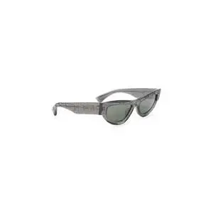 Gucci Cat Eye Sunglasses With Embossed Gg Pattern - Gray