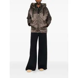 Max Mara Puffer Jacket With Hood And Zip Fastening