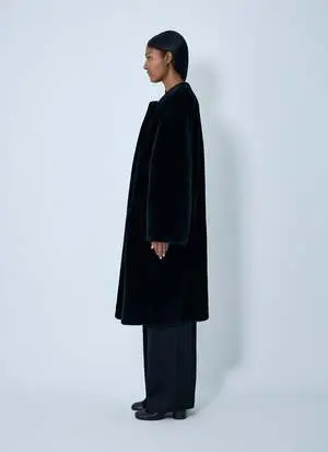 TOTEME Shearling Finish Coat - Black