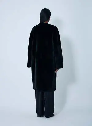 TOTEME Shearling Finish Coat - Black
