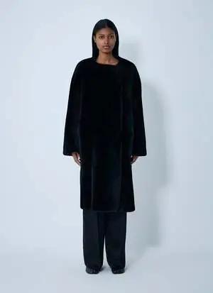 TOTEME Shearling Finish Coat - Black
