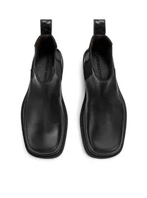 Bottega Veneta Leather Chelsea Boots With Square Toe And Lug Sole
