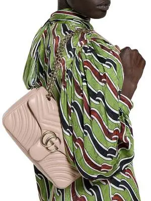 Gucci Gg Marmont Medium Shoulder Bag - Multicolor