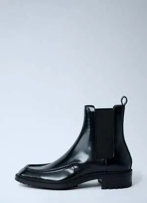 Saint Laurent Joe Chelsea Boots In Leather With Square Toe And Chunky Sole - Black