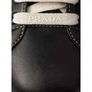 Prada Low-top Trainers With Contrast Stitching - Black