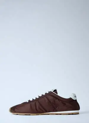 Miu Miu Logo Patch" Low-top Sneakers - Brown