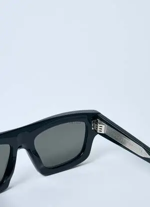 Gucci Rectangle Frame Sunglasses