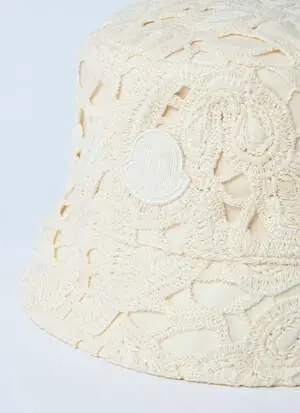 Moncler Logo Patch Broderie Anglaise Bucket Hat