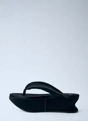 Balenciaga Gaeta Thong Sandals - Black