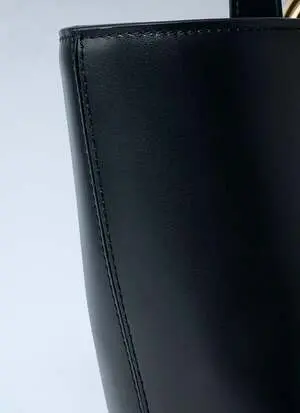 Jacquemus Le Moyen Bambola Bucket Bag - Black