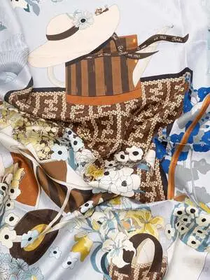 Fendi Gardening` Print Foulard