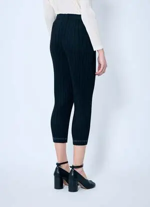 Issey Miyake Cropped Pleated Pants