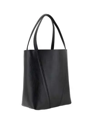 Chloé Spin Leather Shoulder Bag With Monogram Detail - Black