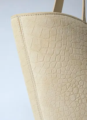 Jacquemus Le Bambola Moyen Textured Leather Tote Bag - Cream