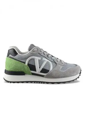 Valentino Garavani Vlogo Pace Sneakers - Gray