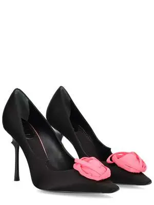ROGER VIVIER Rose Detail Pumps