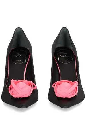 ROGER VIVIER Rose Detail Pumps