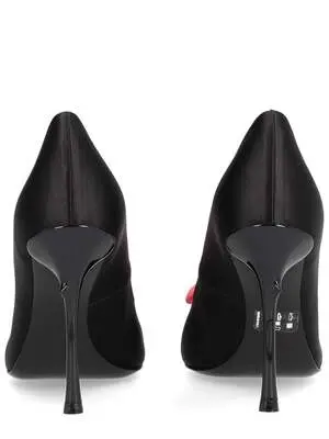 ROGER VIVIER Rose Detail Pumps