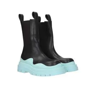 Bottega Veneta Leather Chelsea Boots With Contrasting Sole
