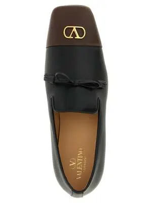 Valentino Garavani Two-tone Kid Leather Loafers With Vlogo Signature - Black